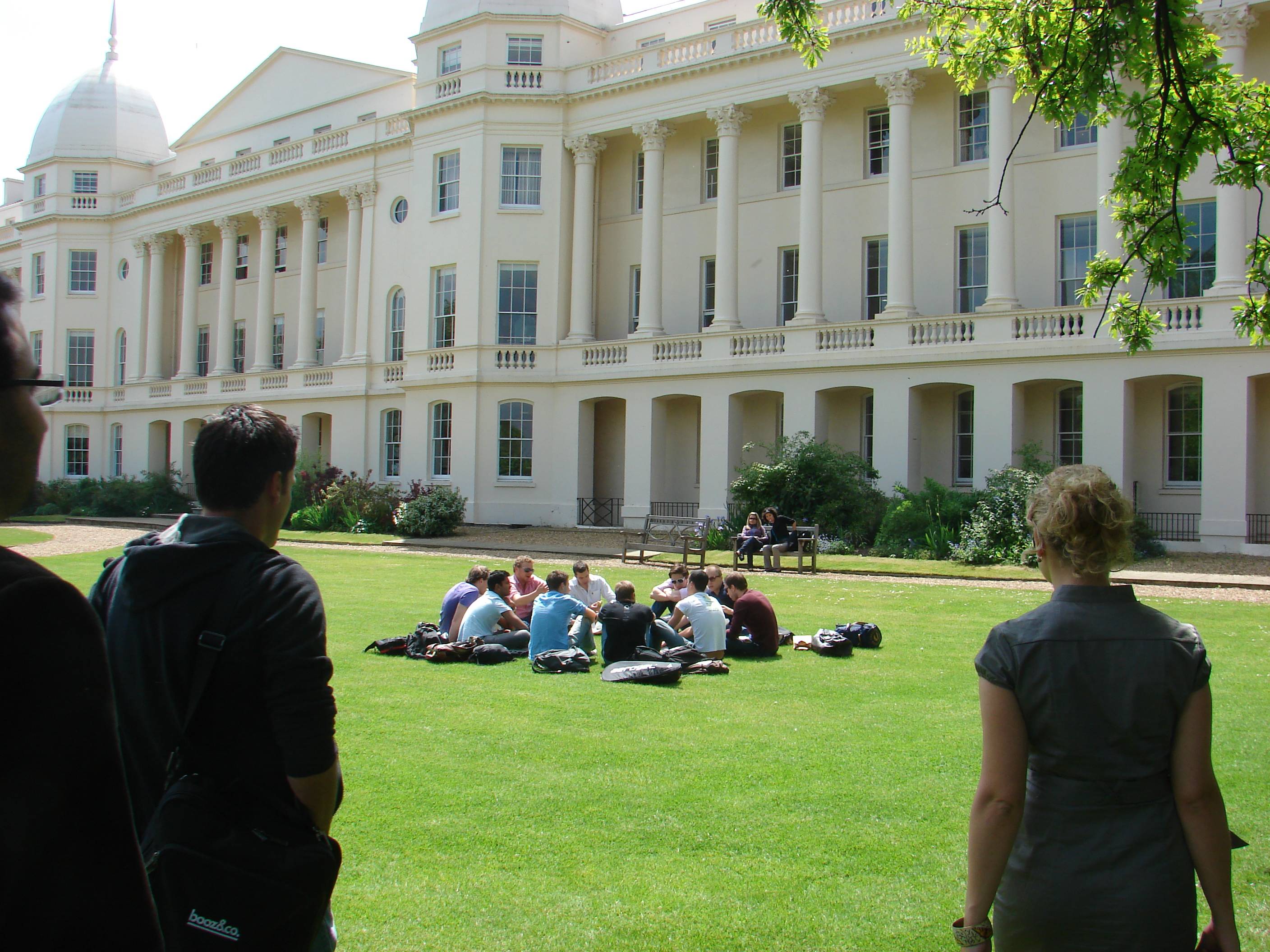 London Business School: conheça a experiência da IES com empregabilidade